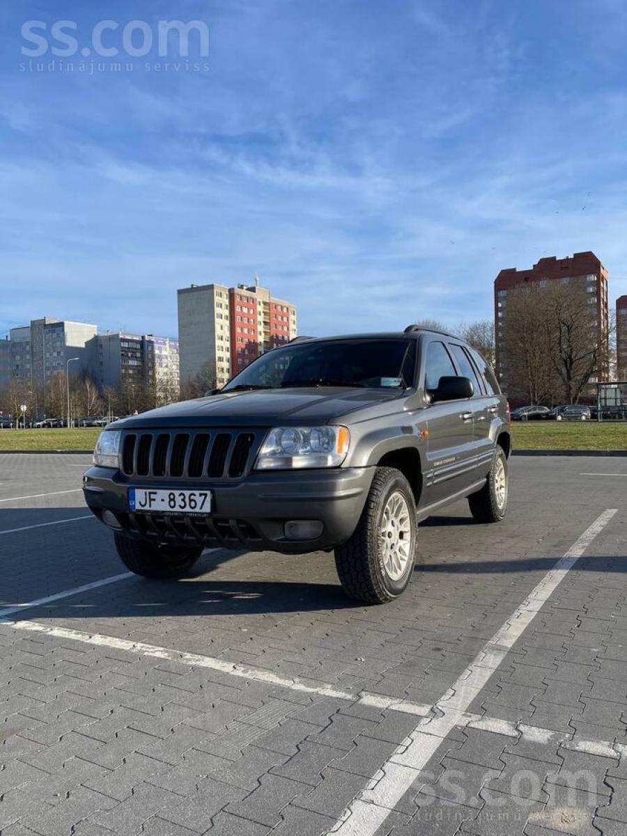 Pelēks Jeep Grand Cherokee 2001 Rīga, ar dzinēja tilpumu 2.70 L un nobraukumu 305 tūkst. km par 2900 €, foto 5 vietnē AUTOMOTO.COM.LV