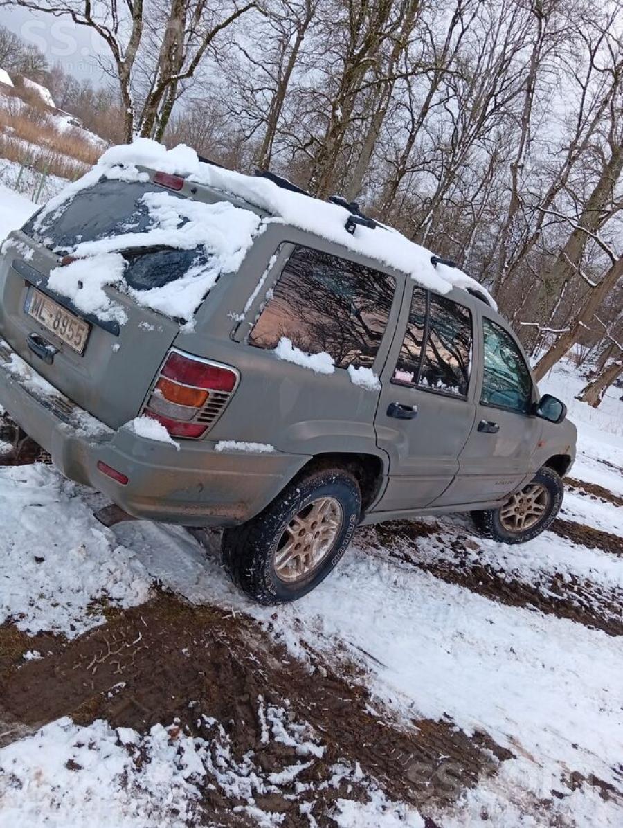 Pelēks Jeep Grand Cherokee 2002 Saldus, ar dzinēja tilpumu 2.70 L un nobraukumu 313 tūkst. km par 1600 €, foto 4 vietnē AUTOMOTO.COM.LV