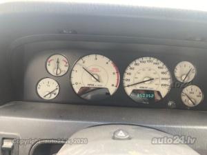 Pelēks Jeep Grand Cherokee 2002 Pērnava, ar dzinēja tilpumu 2.70 L un nobraukumu 350 tūkst. km par 2999 €, foto 8 vietnē AUTOMOTO.COM.LV