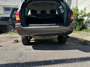 Pelēks Jeep Grand Cherokee 2002 Narva, ar dzinēja tilpumu 4.70 L un nobraukumu 215 tūkst. km par 5500 €, foto 25 vietnē AUTOMOTO.COM.LV