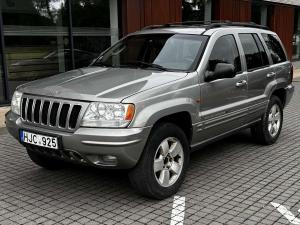 Grey Jeep Grand Cherokee 2002 in Ukmerge, with an engine capacity of 2.69 L and mileage of 230 thousand km for 2350 €, photo  on AUTOMOTO.COM.LV