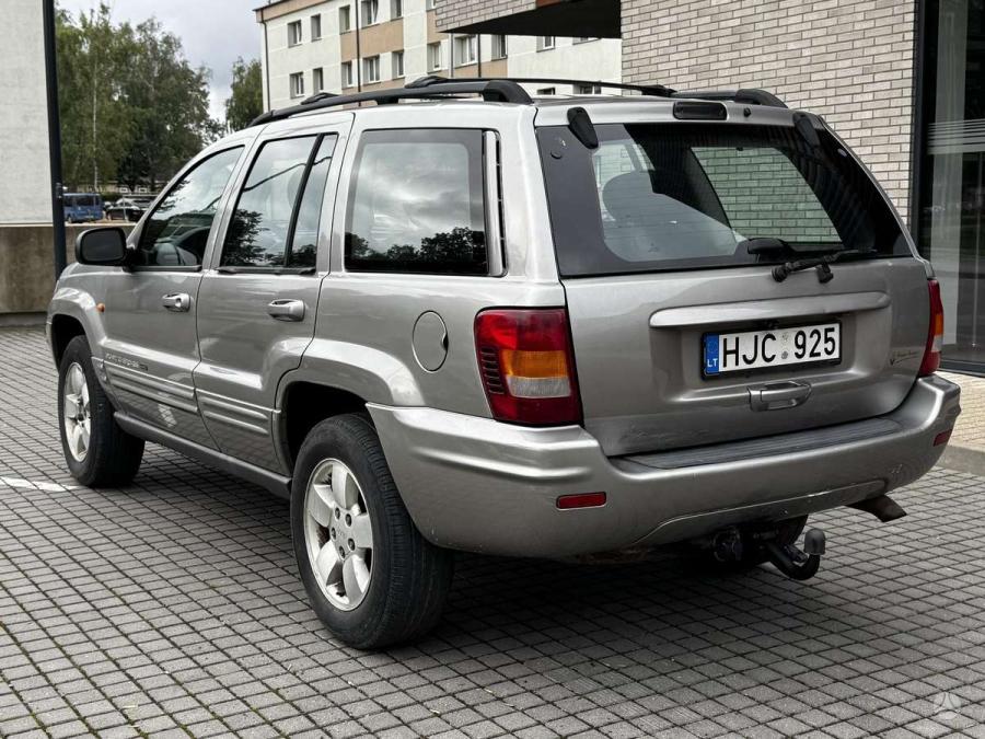 Pelēks Jeep Grand Cherokee 2002 Ukmergė, ar dzinēja tilpumu 2.69 L un nobraukumu 230 tūkst. km par 2350 €, foto 5 vietnē AUTOMOTO.COM.LV