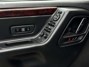 Pelēks Jeep Grand Cherokee 2002 Ukmergė, ar dzinēja tilpumu 2.69 L un nobraukumu 230 tūkst. km par 2350 €, foto 12 vietnē AUTOMOTO.COM.LV