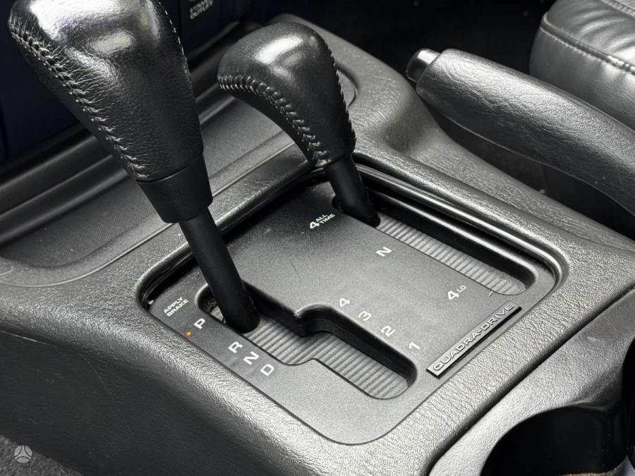 Pelēks Jeep Grand Cherokee 2002 Ukmergė, ar dzinēja tilpumu 2.69 L un nobraukumu 230 tūkst. km par 2350 €, foto 19 vietnē AUTOMOTO.COM.LV