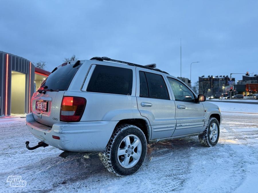 Grey Jeep Grand Cherokee 2003 in Vilnius, with an engine capacity of 2.70 L and mileage of 258 thousand km for 5500 €, photo 4 on AUTOMOTO.COM.LV