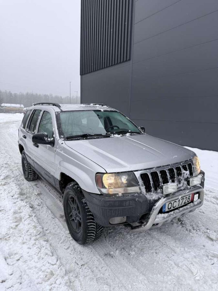Grey Jeep Grand Cherokee 2003 in Kaunas, with an engine capacity of 2.69 L and mileage of 320 thousand km for 3900 €, photo 3 on AUTOMOTO.COM.LV