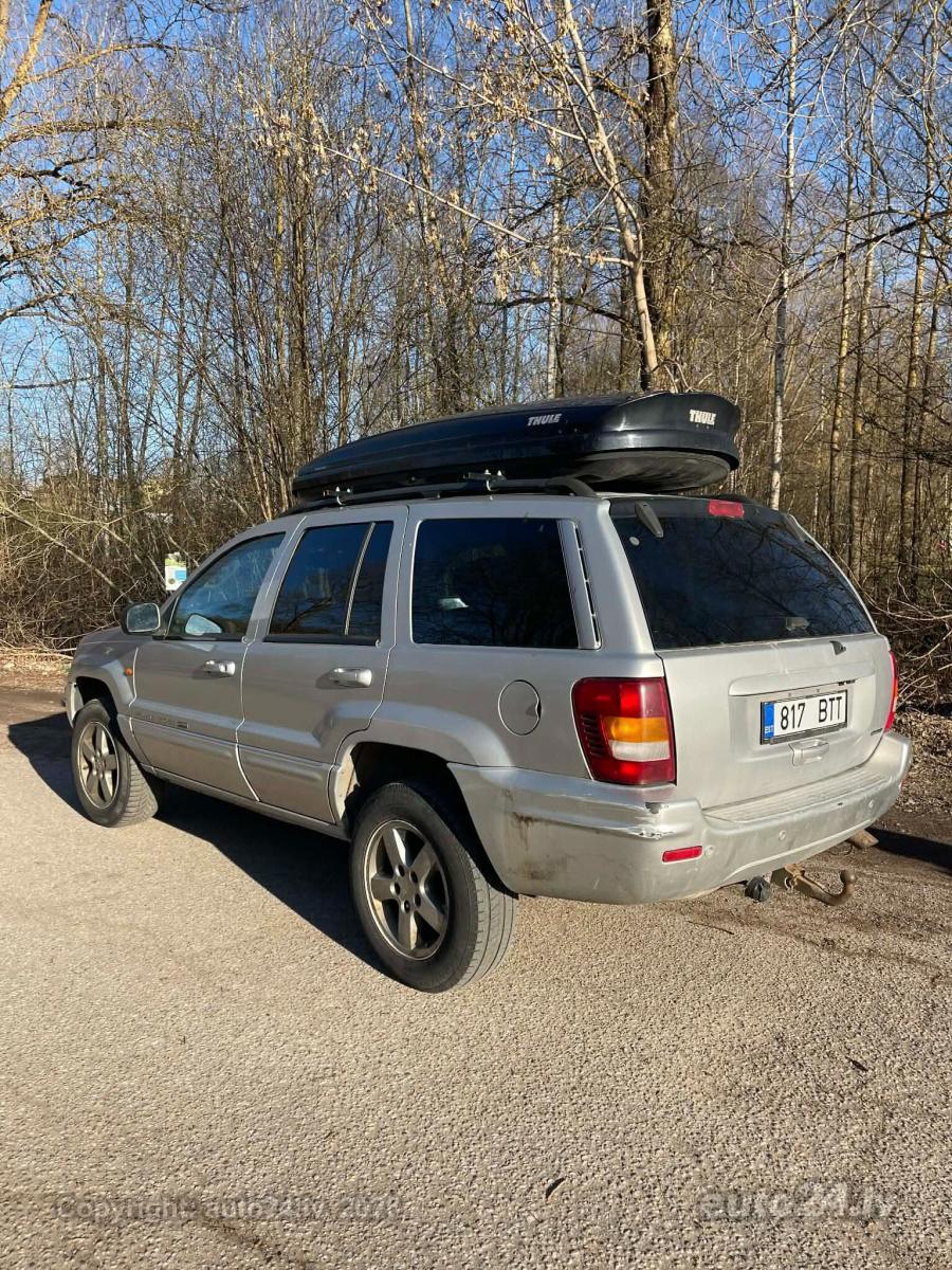 Pelēks Jeep Grand Cherokee 2004 Tallina, ar dzinēja tilpumu 2.70 L un nobraukumu 265 tūkst. km par 3499 €, foto 3 vietnē AUTOMOTO.COM.LV