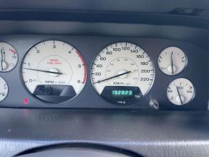 Pelēks Jeep Grand Cherokee 2004 Viļņa, ar dzinēja tilpumu 2.69 L un nobraukumu 193 tūkst. km par 7800 €, foto 5 vietnē AUTOMOTO.COM.LV