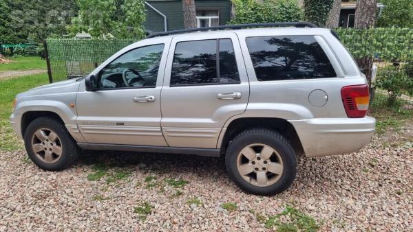 Grey Jeep Grand Cherokee 2004 in Jurmala, with an engine capacity of 2.70 L and mileage of 311 thousand km for 3000 €, photo 1 on AUTOMOTO.COM.LV