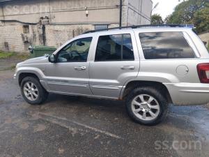 Pelēks Jeep Grand Cherokee 2005 Talsi, ar dzinēja tilpumu 2.70 L un nobraukumu 322 tūkst. km par 1550 €, foto  vietnē AUTOMOTO.COM.LV