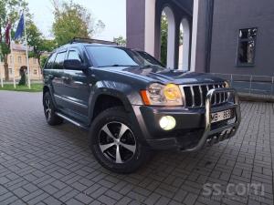 Grey Jeep Grand Cherokee 2006 in Rezekne, with an engine capacity of 3.00 L and mileage of 245 thousand km for 6500 €, photo 1 on AUTOMOTO.COM.LV
