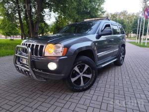 Grey Jeep Grand Cherokee 2006 in Rezekne, with an engine capacity of 3.00 L and mileage of 245 thousand km for 6500 €, photo 2 on AUTOMOTO.COM.LV