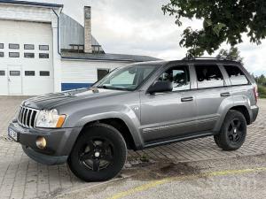 Grey Jeep Grand Cherokee 2006 in Valka, with an engine capacity of 3.00 L and mileage of 308 thousand km for 4100 €, photo 3 on AUTOMOTO.COM.LV