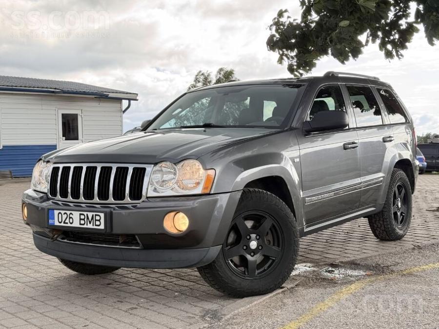 Grey Jeep Grand Cherokee 2006 in Valka, with an engine capacity of 3.00 L and mileage of 308 thousand km for 4100 €, photo 5 on AUTOMOTO.COM.LV