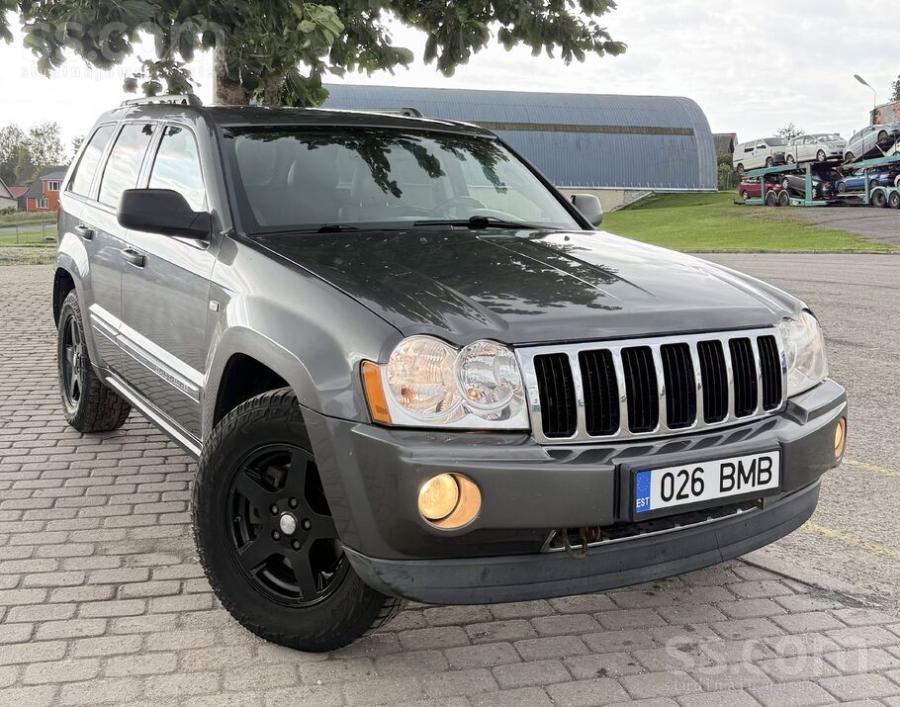 Grey Jeep Grand Cherokee 2006 in Valka, with an engine capacity of 3.00 L and mileage of 308 thousand km for 4100 €, photo 6 on AUTOMOTO.COM.LV