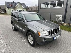 Grey Jeep Grand Cherokee 2006 in Kretinga, with an engine capacity of 2.99 L and mileage of 275 thousand km for 4850 €, photo 3 on AUTOMOTO.COM.LV