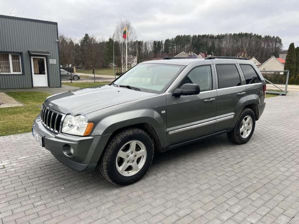 Grey Jeep Grand Cherokee 2006 in Kretinga, with an engine capacity of 2.99 L and mileage of 275 thousand km for 4850 €, photo 10 on AUTOMOTO.COM.LV