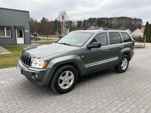 Grey Jeep Grand Cherokee 2006 in Kretinga, with an engine capacity of 2.99 L and mileage of 275 thousand km for 4850 €, photo 10 on AUTOMOTO.COM.LV