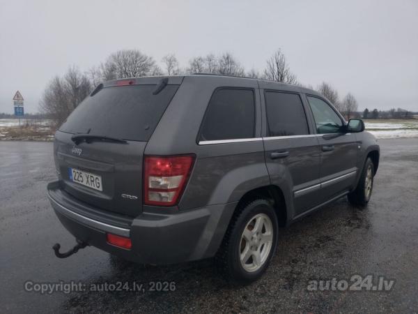 Grey Jeep Grand Cherokee 2006 in Tallinn, with an engine capacity of 3.00 L and mileage of 325 thousand km for 7500 €, photo 5 on AUTOMOTO.COM.LV