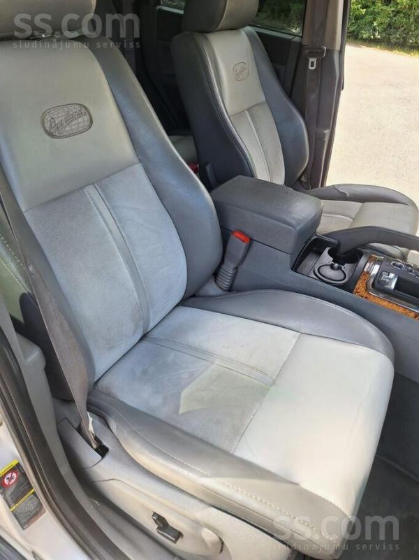 Pelēks Jeep Grand Cherokee 2006 Tukums, ar dzinēja tilpumu 3.00 L un nobraukumu 236 tūkst. km par 3650 €, foto 9 vietnē AUTOMOTO.COM.LV