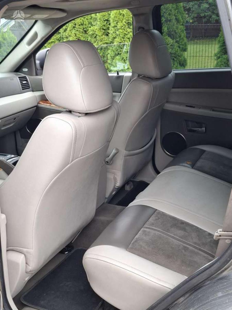 Grey Jeep Grand Cherokee 2006 in Vilnius, with an engine capacity of 2.99 L and mileage of 311 thousand km for 4500 €, photo 14 on AUTOMOTO.COM.LV