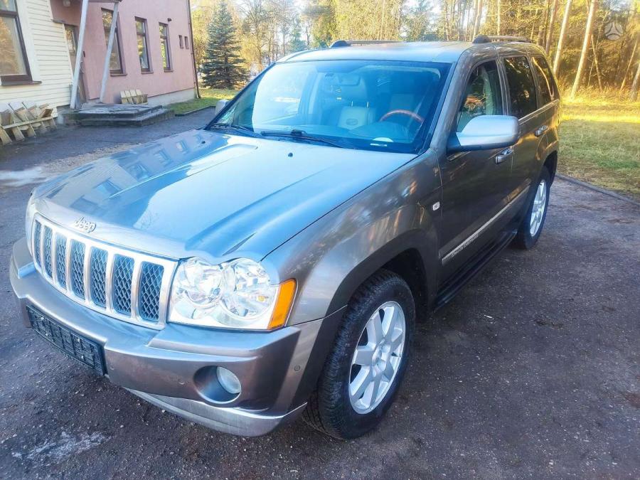 Pelēks Jeep Grand Cherokee 2007 Utena, ar dzinēja tilpumu 2.99 L un nobraukumu 244 tūkst. km par 5300 €, foto 9 vietnē AUTOMOTO.COM.LV