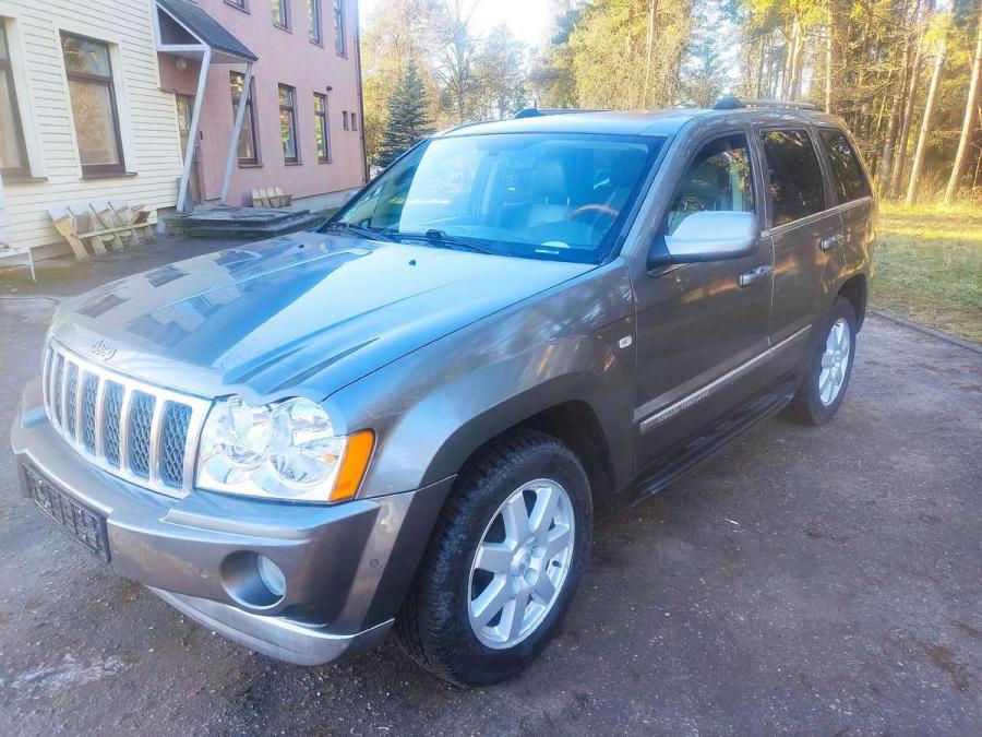 Pelēks Jeep Grand Cherokee 2007 Utena, ar dzinēja tilpumu 2.99 L un nobraukumu 244 tūkst. km par 5300 €, foto 16 vietnē AUTOMOTO.COM.LV