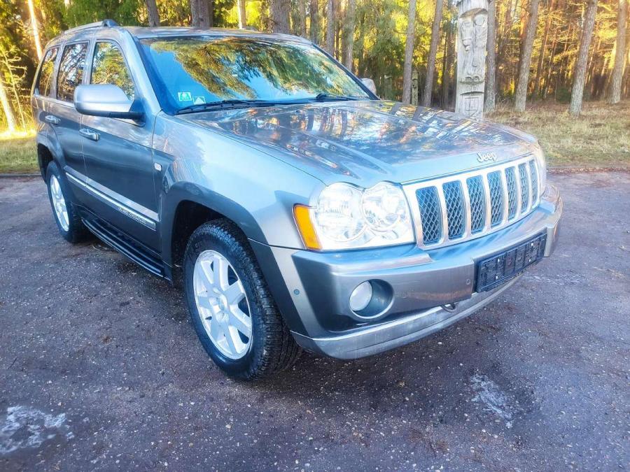 Pelēks Jeep Grand Cherokee 2007 Utena, ar dzinēja tilpumu 2.99 L un nobraukumu 244 tūkst. km par 5300 €, foto 27 vietnē AUTOMOTO.COM.LV