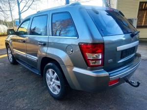 Grey Jeep Grand Cherokee 2007 in Utena, with an engine capacity of 2.99 L and mileage of 244 thousand km for 5300 €, photo  on AUTOMOTO.COM.LV