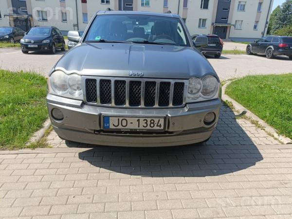 Grey Jeep Grand Cherokee 2007 in Riga, with an engine capacity of 3.00 L and mileage of 324 thousand km for 3900 €, photo 6 on AUTOMOTO.COM.LV