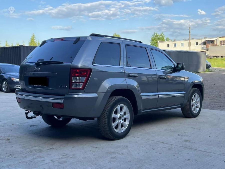 Pelēks Jeep Grand Cherokee 2007 Utena, ar dzinēja tilpumu 2.99 L un nobraukumu 275 tūkst. km par 6650 €, foto 7 vietnē AUTOMOTO.COM.LV