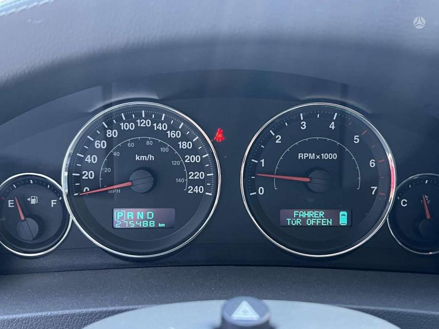 Pelēks Jeep Grand Cherokee 2007 Utena, ar dzinēja tilpumu 2.99 L un nobraukumu 275 tūkst. km par 6650 €, foto 11 vietnē AUTOMOTO.COM.LV