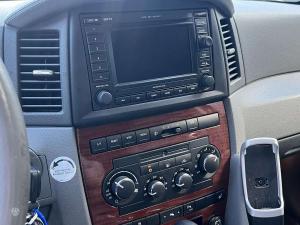Pelēks Jeep Grand Cherokee 2007 Utena, ar dzinēja tilpumu 2.99 L un nobraukumu 275 tūkst. km par 6650 €, foto 12 vietnē AUTOMOTO.COM.LV