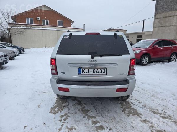 Grey Jeep Grand Cherokee 2008 in Rezekne, with an engine capacity of 3.00 L and mileage of 0 thousand km for 4950 €, photo 8 on AUTOMOTO.COM.LV