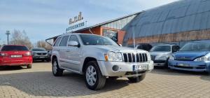 Grey Jeep Grand Cherokee 2008 in Valmiera, with an engine capacity of 3.00 L and mileage of 396 thousand km for 3900 €, photo  on AUTOMOTO.COM.LV