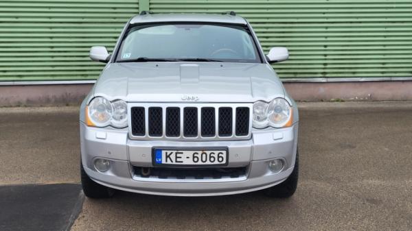 Pelēks Jeep Grand Cherokee 2008 Rīga, ar dzinēja tilpumu 3.00 L un nobraukumu 245 tūkst. km par 5990 €, foto 3 vietnē AUTOMOTO.COM.LV