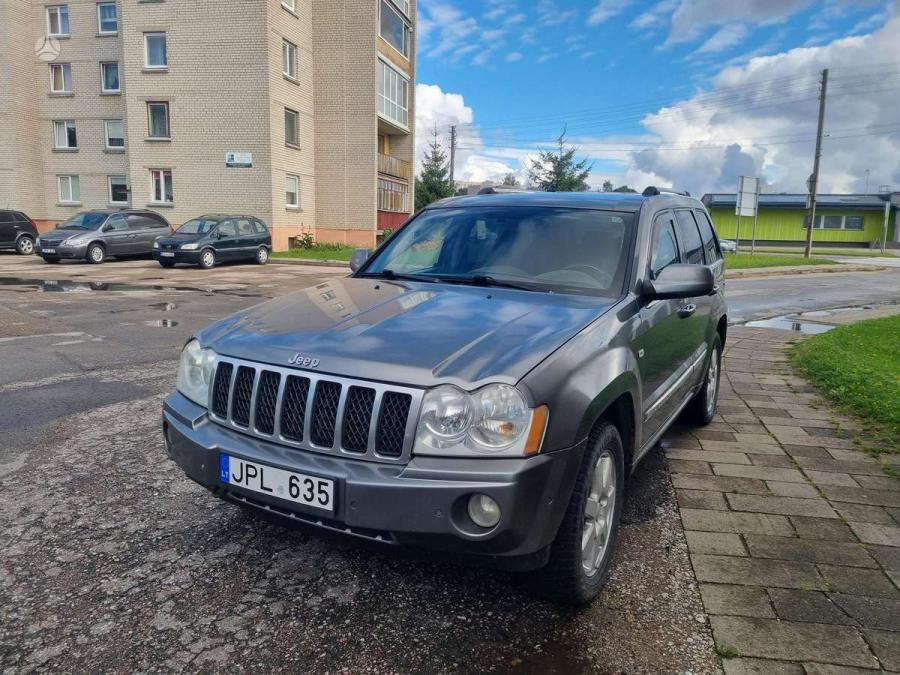 Grey Jeep Grand Cherokee 2008 in Taurage, with an engine capacity of 2.99 L and mileage of 325 thousand km for 3800 €, photo 4 on AUTOMOTO.COM.LV