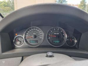 Grey Jeep Grand Cherokee 2008 in Taurage, with an engine capacity of 2.99 L and mileage of 325 thousand km for 3800 €, photo 17 on AUTOMOTO.COM.LV