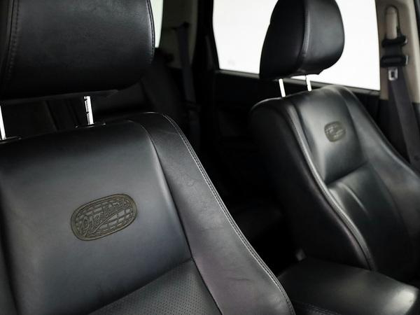 Jeep Grand Cherokee 2008 in Tallinn on AUTOMOTO.COM.LV Grey Jeep Grand Cherokee 2008 in Tallinn, with an engine capacity of 3.00 L and mileage of 306 thousand km for 3999 €, photo 10 on AUTOMOTO.COM.LV