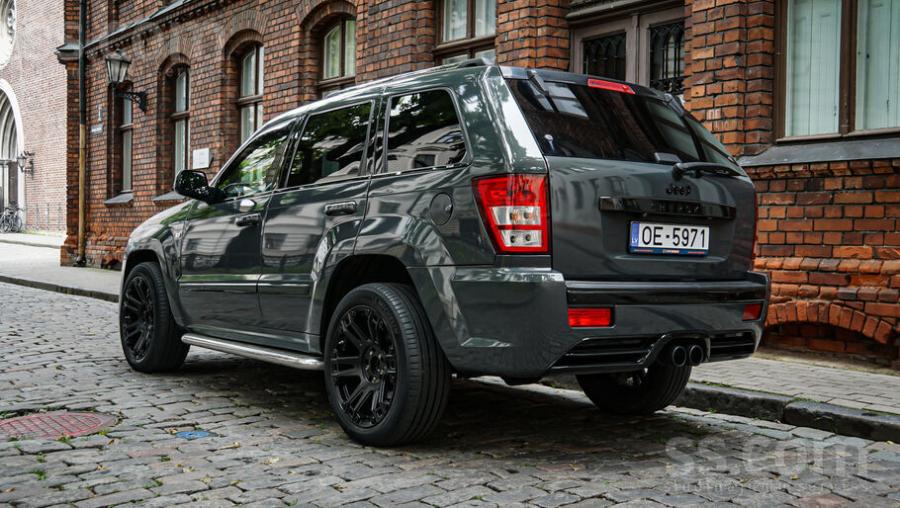 Pelēks Jeep Grand Cherokee 2009 Rīga, ar dzinēja tilpumu 3.00 L un nobraukumu 337 tūkst. km par 6350 €, foto 3 vietnē AUTOMOTO.COM.LV