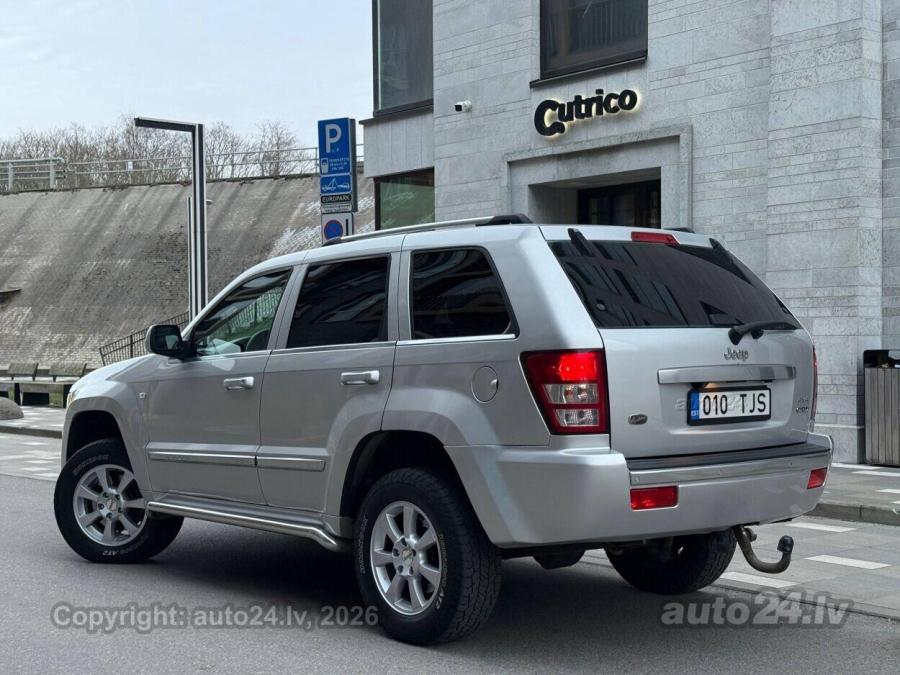 Grey Jeep Grand Cherokee 2009 in Tallinn, with an engine capacity of 3.00 L and mileage of 224 thousand km for 5499 €, photo 11 on AUTOMOTO.COM.LV