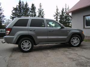 Pelēks Jeep Grand Cherokee 2009 Rīga, ar dzinēja tilpumu 3.00 L un nobraukumu 229 tūkst. km par 8550 €, foto 4 vietnē AUTOMOTO.COM.LV