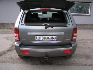 Pelēks Jeep Grand Cherokee 2009 Rīga, ar dzinēja tilpumu 3.00 L un nobraukumu 229 tūkst. km par 8550 €, foto 24 vietnē AUTOMOTO.COM.LV