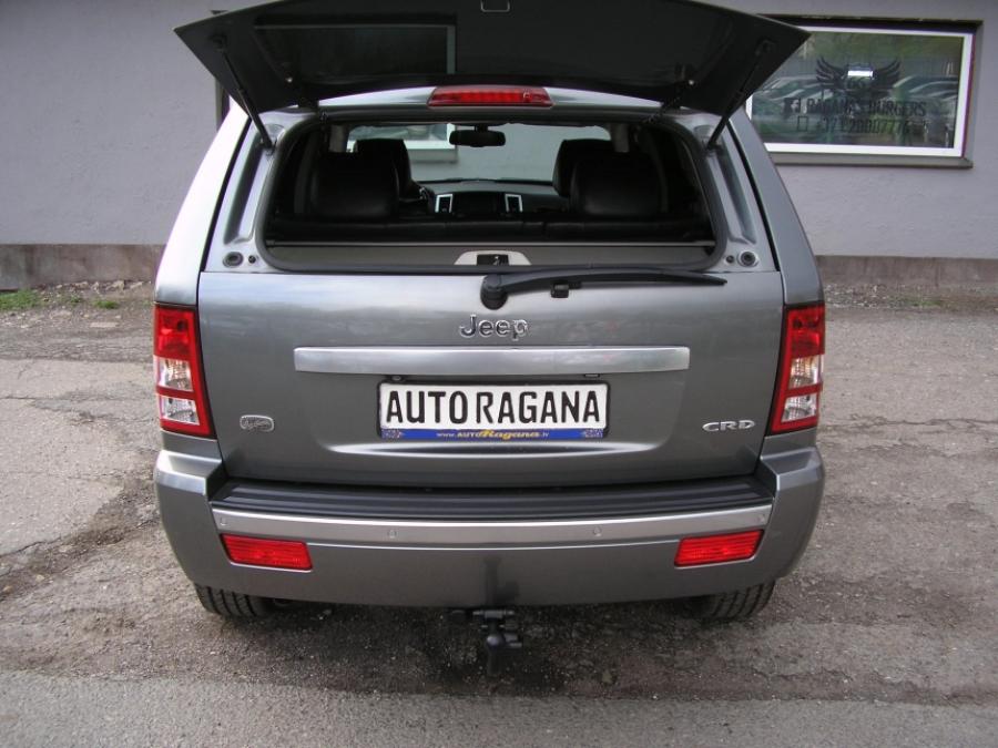 Pelēks Jeep Grand Cherokee 2009 Rīga, ar dzinēja tilpumu 3.00 L un nobraukumu 229 tūkst. km par 8550 €, foto 24 vietnē AUTOMOTO.COM.LV