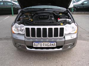 Pelēks Jeep Grand Cherokee 2009 Rīga, ar dzinēja tilpumu 3.00 L un nobraukumu 229 tūkst. km par 8550 €, foto 32 vietnē AUTOMOTO.COM.LV