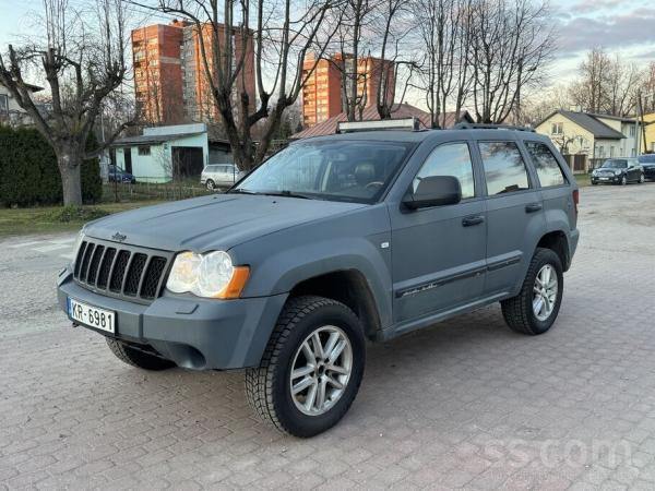 Grey Jeep Grand Cherokee 2010 in Riga, with an engine capacity of 3.00 L and mileage of 0 thousand km for 3300 €, photo 2 on AUTOMOTO.COM.LV