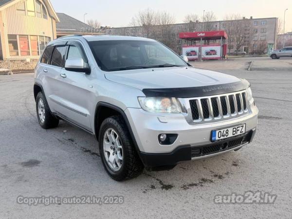 Pelēks Jeep Grand Cherokee 2011 Jehvi, ar dzinēja tilpumu 3.00 L un nobraukumu 433 tūkst. km par 7000 €, foto 2 vietnē AUTOMOTO.COM.LV