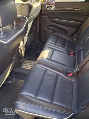 Grey Jeep Grand Cherokee 2011 in Visaginas, with an engine capacity of 3.60 L and mileage of 211 thousand km for 10000 €, photo 11 on AUTOMOTO.COM.LV