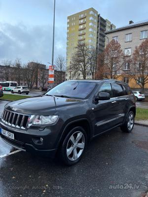 Pelēks Jeep Grand Cherokee 2011 Tallina, ar dzinēja tilpumu 3.00 L un nobraukumu 222 tūkst. km par 10399 €, foto 6 vietnē AUTOMOTO.COM.LV