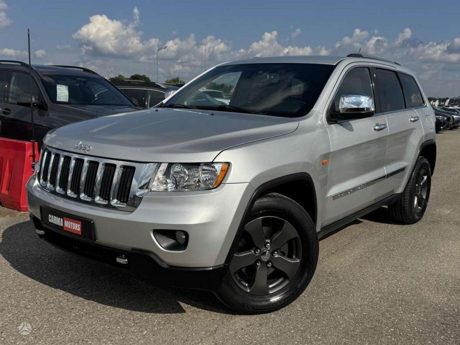 Pelēks Jeep Grand Cherokee 2011 Viļņa, ar dzinēja tilpumu 3.60 L un nobraukumu 216 tūkst. km par 6990 €, foto 4 vietnē AUTOMOTO.COM.LV